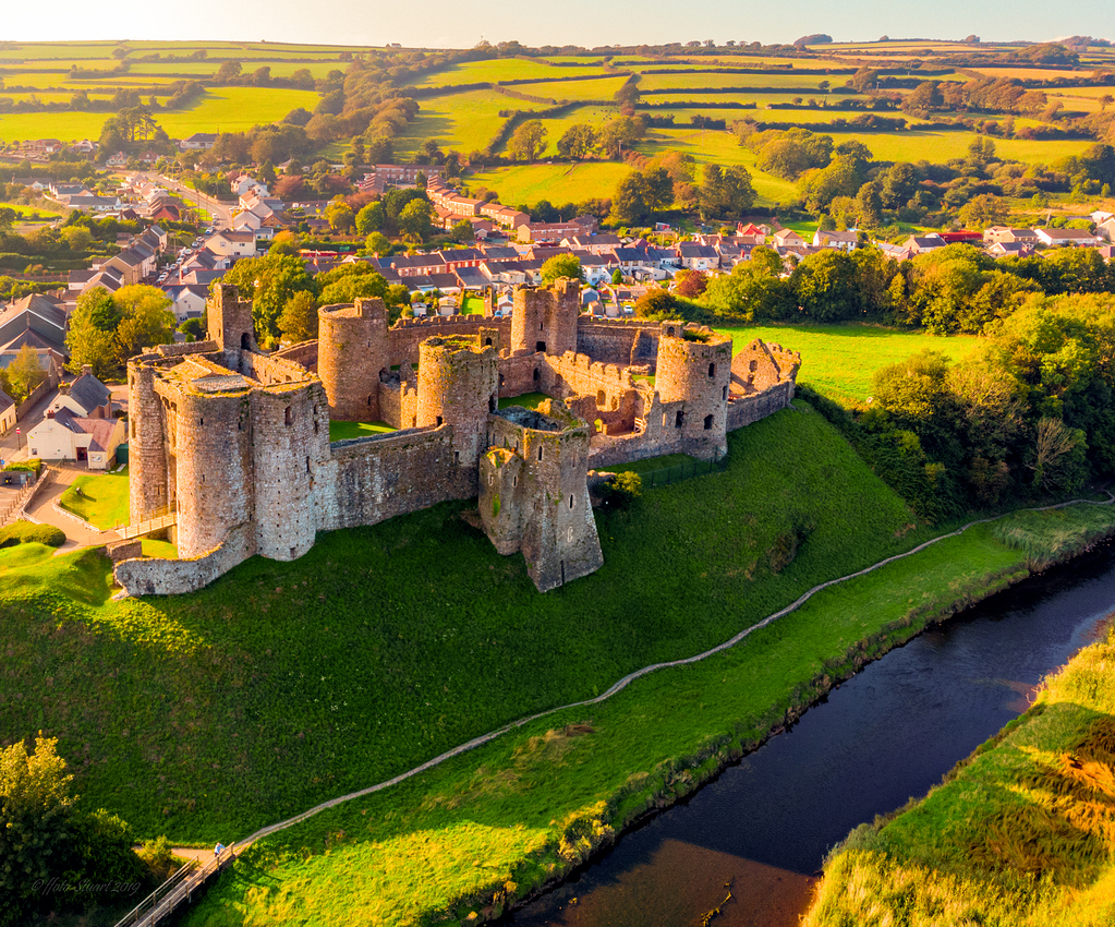 Kidwelly Castle - Added to Castles and Fortifications in Wales - Where ...